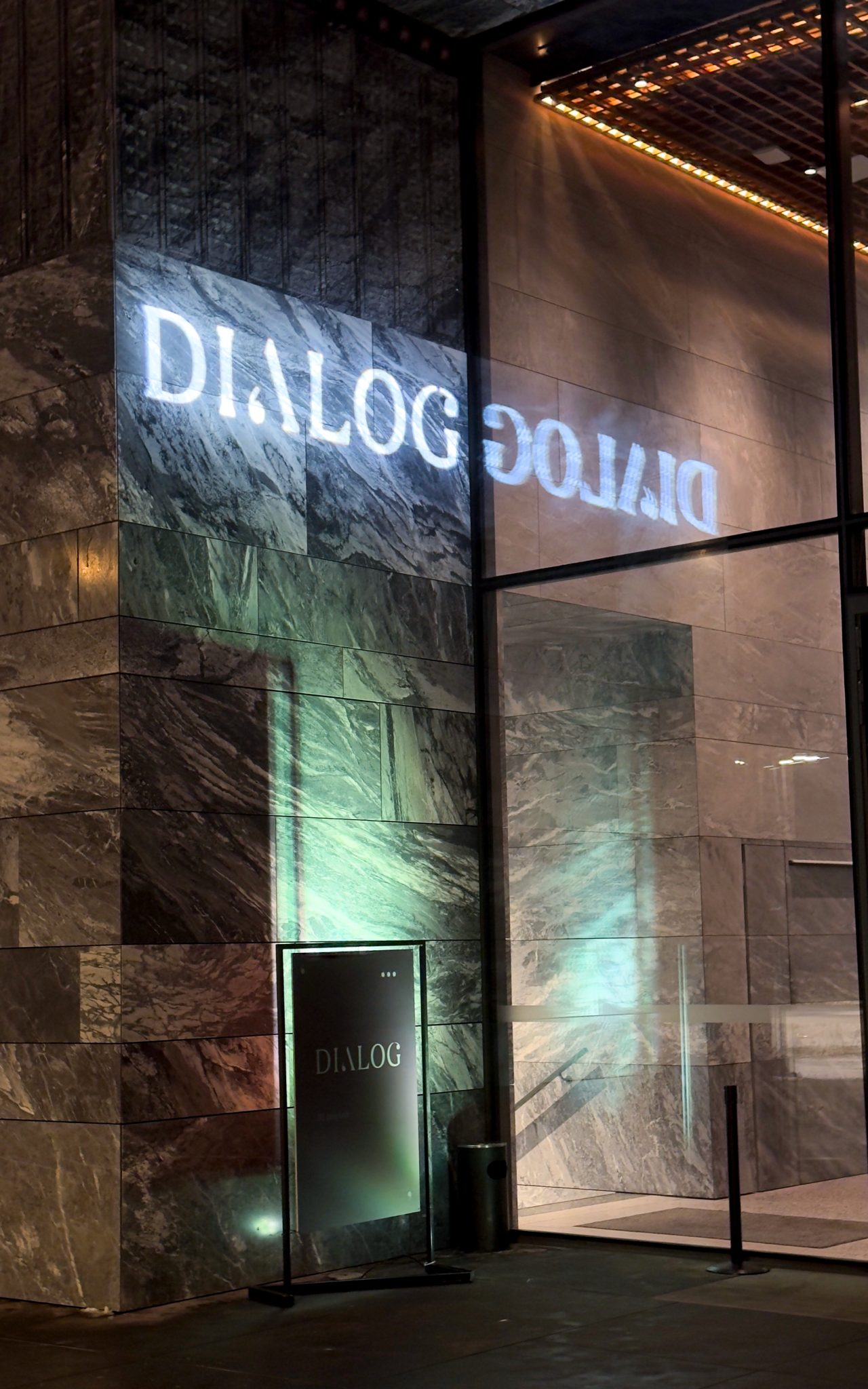 Dialog - Warszawa - Chez Cezary